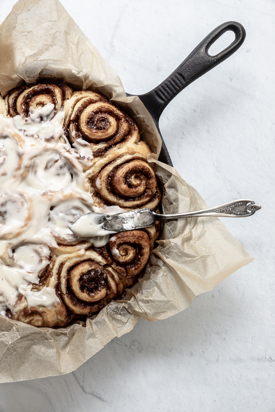Cinnamon Buns - Chasing the Seasons
